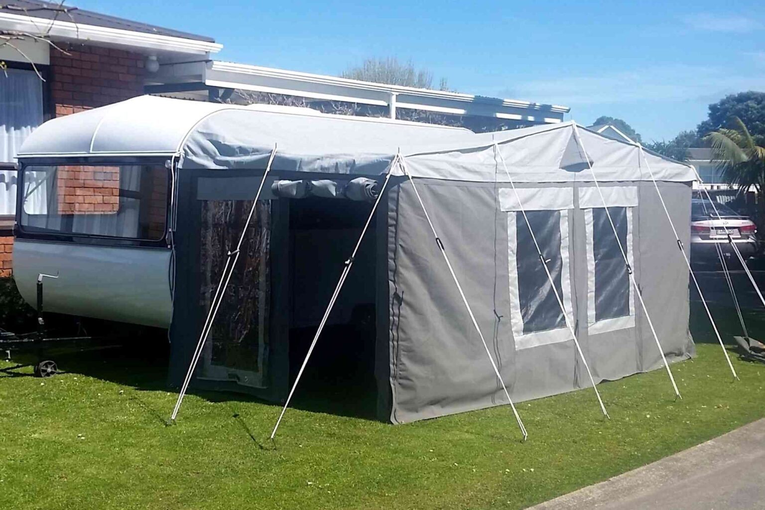 Awning for Liteweight 1500 Caravan with Detachable walls - intenze.co.nz